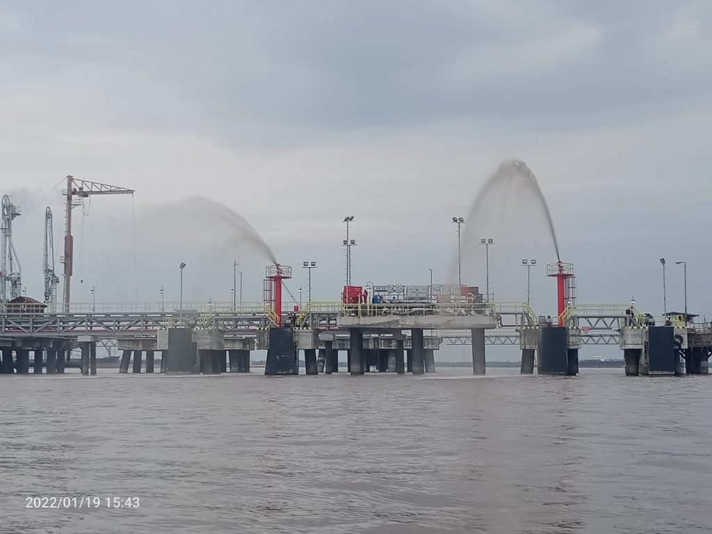 Revitalisasi Jetty II (Kap 10.000 DWT) Pertamina RU II Dumai ...